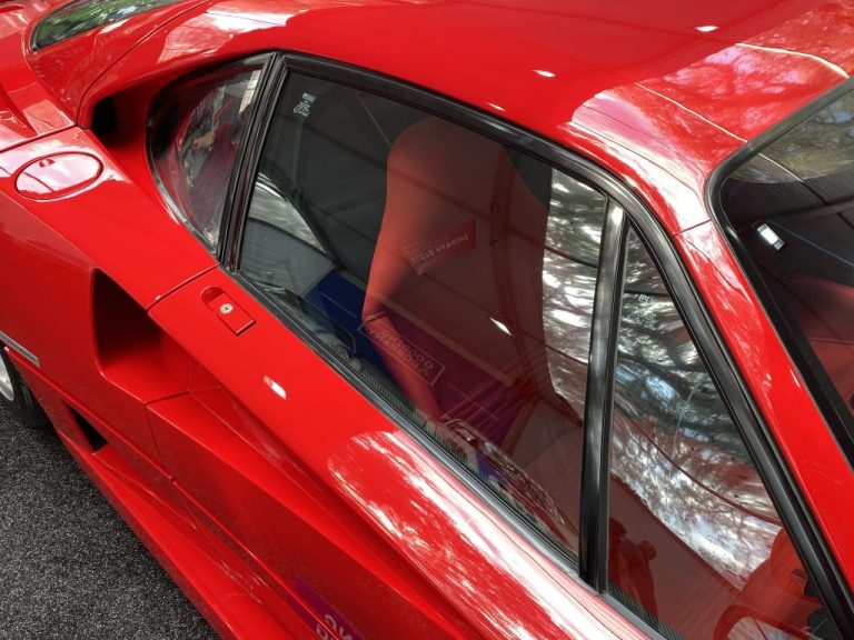 Ferrari F40 market analysis - Data Driven